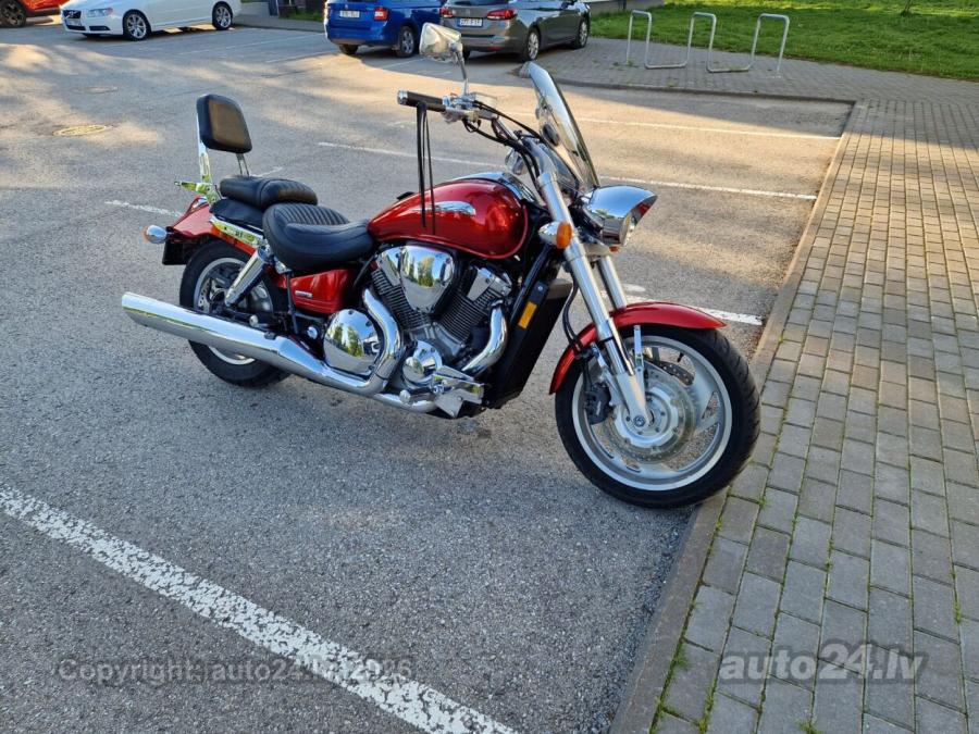 Honda VTX 1800 2003 Tartu, ar dzinēja tilpumu 1.80 L un nobraukumu 25 tūkst. km par 6600 €, foto 2 vietnē AUTOMOTO.COM.LV
