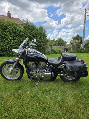 Melns Honda VTX 2004 Viļņa, ar dzinēja tilpumu 1.30 L un nobraukumu 30 tūkst. km par 4200 €, foto 3 vietnē AUTOMOTO.COM.LV