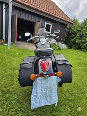 Melns Honda VTX 2004 Viļņa, ar dzinēja tilpumu 1.30 L un nobraukumu 30 tūkst. km par 4200 €, foto 4 vietnē AUTOMOTO.COM.LV
