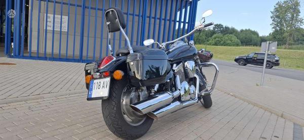 Black Honda VTX 2005 in Vilnius, with an engine capacity of 1.31 L and mileage of 29 thousand km for 5200 €, photo 5 on AUTOMOTO.COM.LV