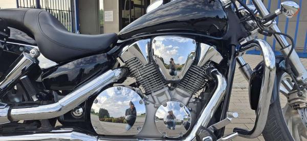 Black Honda VTX 2005 in Vilnius, with an engine capacity of 1.31 L and mileage of 29 thousand km for 5200 €, photo 7 on AUTOMOTO.COM.LV