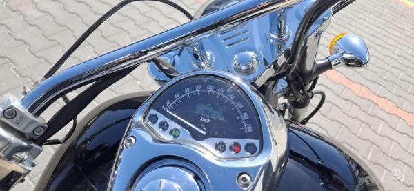 Black Honda VTX 2005 in Vilnius, with an engine capacity of 1.31 L and mileage of 29 thousand km for 5200 €, photo 9 on AUTOMOTO.COM.LV