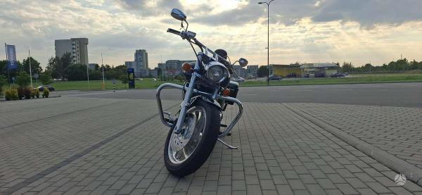 Black Honda VTX 2005 in Vilnius, with an engine capacity of 1.31 L and mileage of 29 thousand km for 5200 €, photo 10 on AUTOMOTO.COM.LV