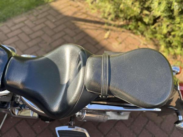 Black Honda VTX 2009 in Vilnius, with an engine capacity of 1.31 L and mileage of 8 thousand km for 6200 €, photo 9 on AUTOMOTO.COM.LV
