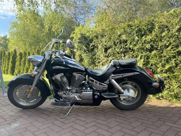 Black Honda VTX 2009 in Vilnius, with an engine capacity of 1.31 L and mileage of 8 thousand km for 6200 €, photo 10 on AUTOMOTO.COM.LV