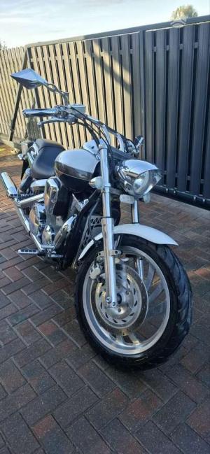 Honda VTX 2006 Šauļi, ar dzinēja tilpumu 1.30 L un nobraukumu 13 tūkst. km par 4900 €, foto 4 vietnē AUTOMOTO.COM.LV