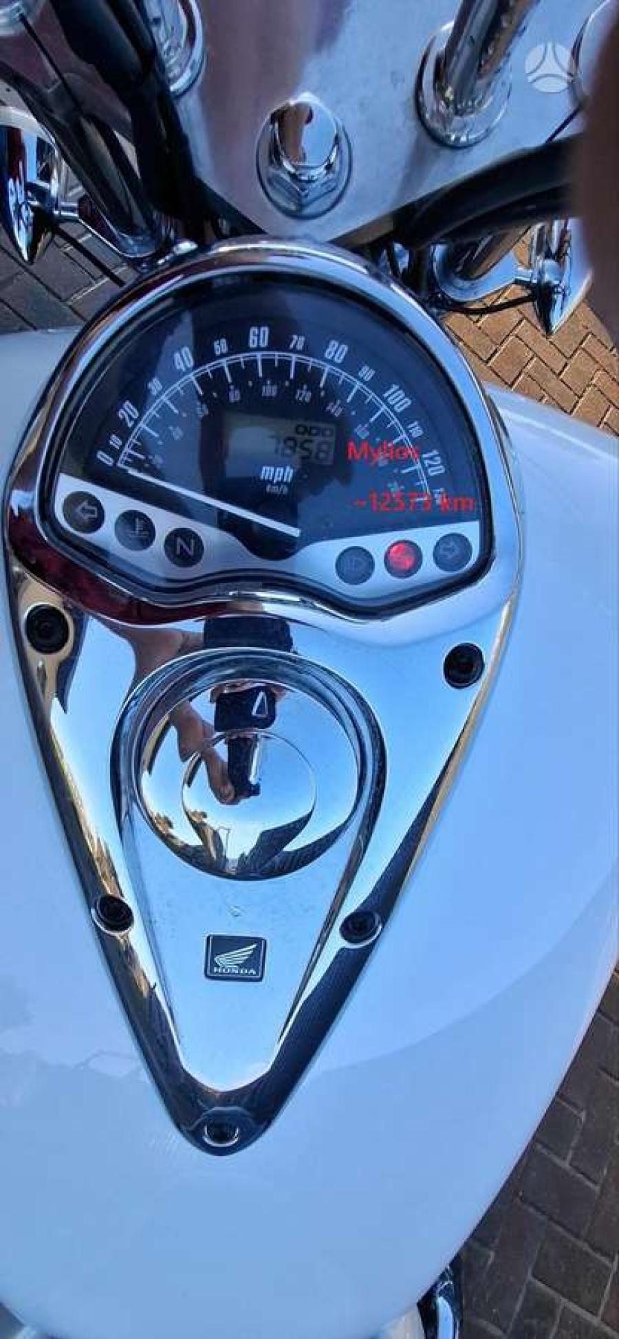 Honda VTX 2006 Šauļi, ar dzinēja tilpumu 1.30 L un nobraukumu 13 tūkst. km par 4900 €, foto 6 vietnē AUTOMOTO.COM.LV
