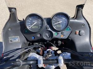 Хонда XL 1000V 2001 в Мадона, объемом двигателя 1.00 л и пробегом 0 тыс. км за 2400 €, фото 3 на AUTOMOTO.COM.LV