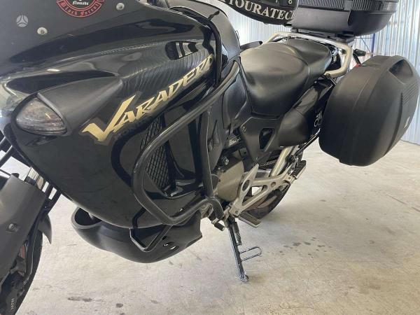 Black Honda XL 1999 in Kaunas, with an engine capacity of 1.00 L and mileage of 51 thousand km for 1850 €, photo 4 on AUTOMOTO.COM.LV