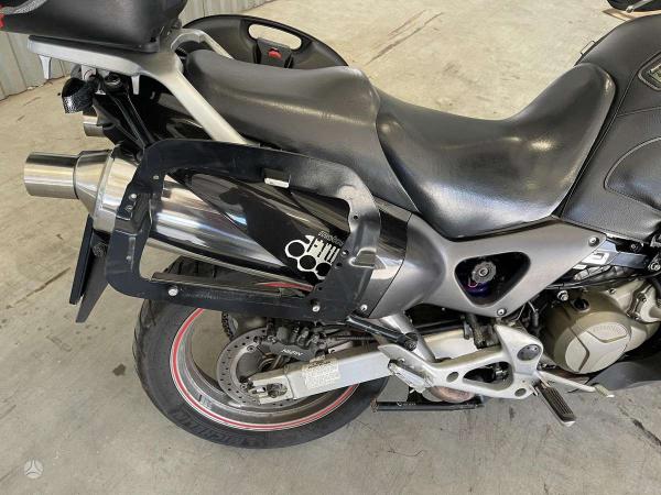 Black Honda XL 1999 in Kaunas, with an engine capacity of 1.00 L and mileage of 51 thousand km for 1850 €, photo 10 on AUTOMOTO.COM.LV