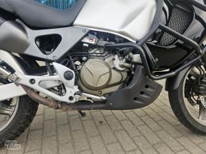 Черный Хонда XL 1999 в Вильнюс, объемом двигателя 1.00 л и пробегом 0 тыс. км за 2450 €, фото 3 на AUTOMOTO.COM.LV