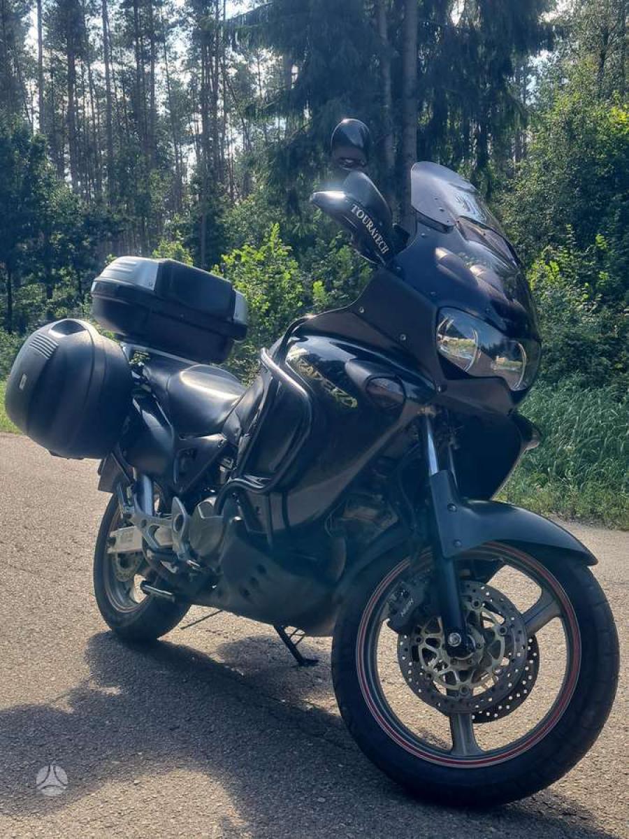 Melns Honda XL 1999 Kauņa, ar dzinēja tilpumu 1.00 L un nobraukumu 53 tūkst. km par 1900 €, foto 4 vietnē AUTOMOTO.COM.LV