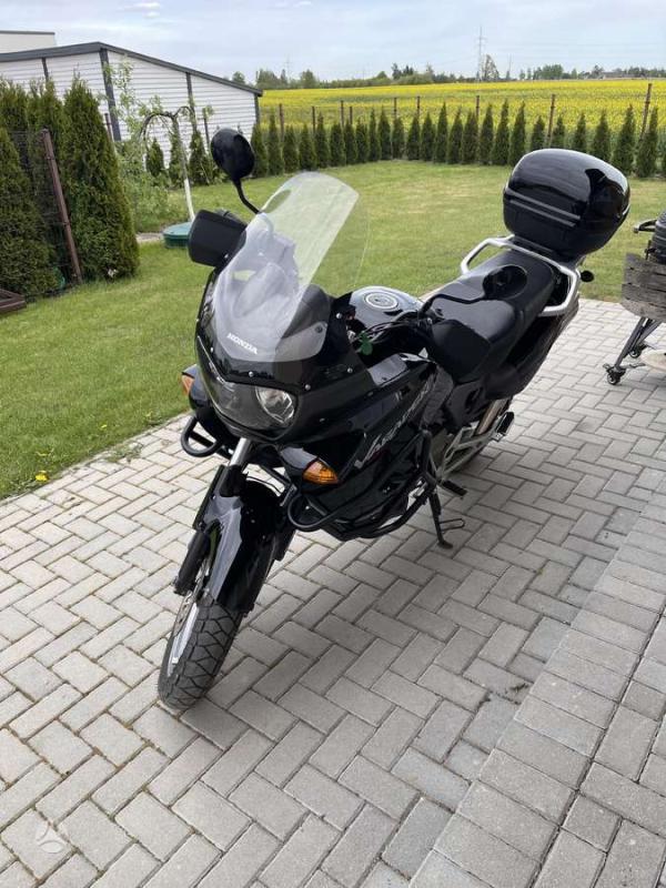Melns Honda XL 2000 Kauņa, ar dzinēja tilpumu 1.00 L un nobraukumu 47 tūkst. km par 3100 €, foto 3 vietnē AUTOMOTO.COM.LV