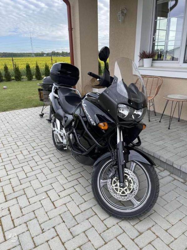 Melns Honda XL 2000 Kauņa, ar dzinēja tilpumu 1.00 L un nobraukumu 47 tūkst. km par 3100 €, foto 6 vietnē AUTOMOTO.COM.LV