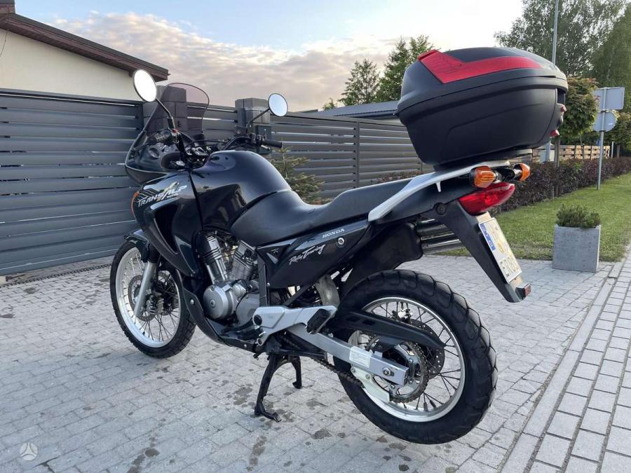 Melns Honda XL 2000 Klaipėda, ar dzinēja tilpumu 0.65 L un nobraukumu 41 tūkst. km par 2900 €, foto 6 vietnē AUTOMOTO.COM.LV