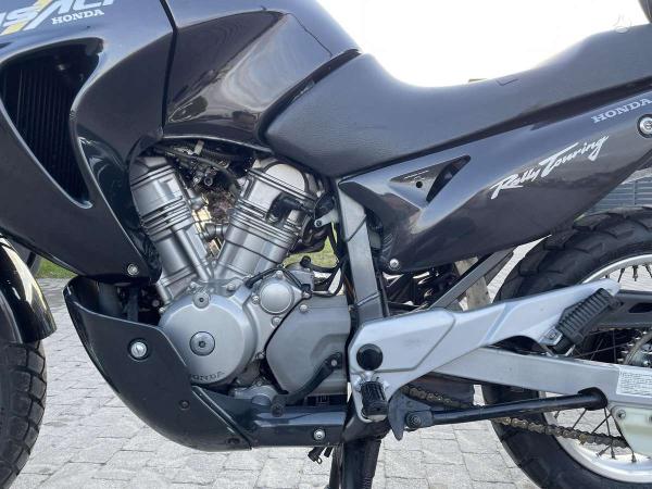 Black Honda XL 2000 in Klaipeda, with an engine capacity of 0.65 L and mileage of 41 thousand km for 2900 €, photo 10 on AUTOMOTO.COM.LV
