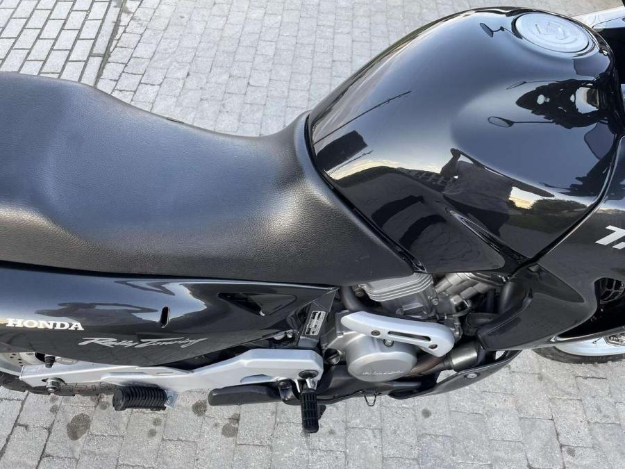 Melns Honda XL 2000 Klaipėda, ar dzinēja tilpumu 0.65 L un nobraukumu 41 tūkst. km par 2900 €, foto 17 vietnē AUTOMOTO.COM.LV