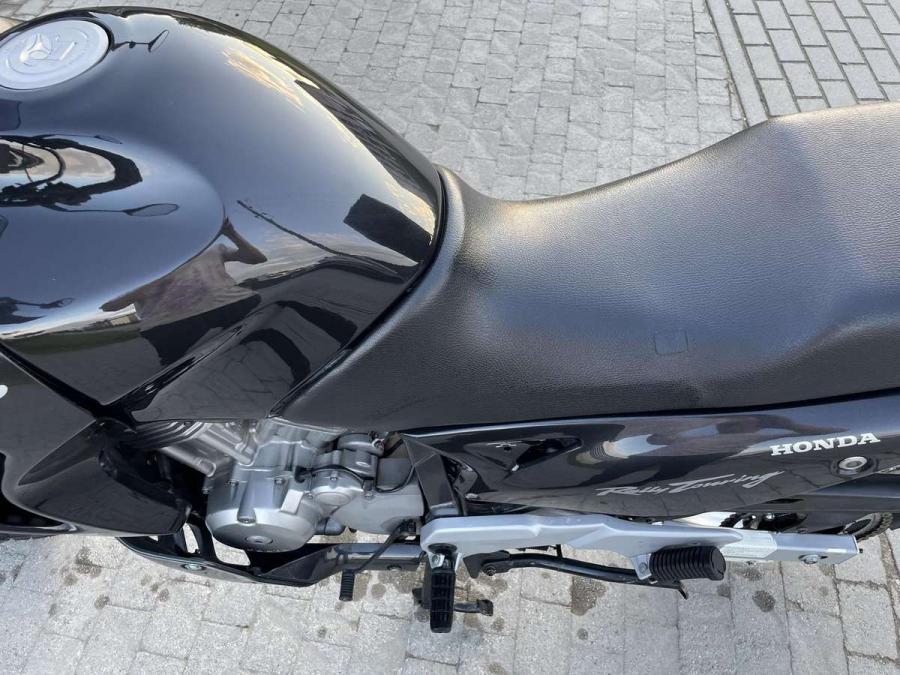 Melns Honda XL 2000 Klaipėda, ar dzinēja tilpumu 0.65 L un nobraukumu 41 tūkst. km par 2900 €, foto 20 vietnē AUTOMOTO.COM.LV