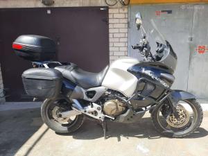 Melns Honda XL 2000 Kauņa, ar dzinēja tilpumu 1.00 L un nobraukumu 100 tūkst. km par 2250 €, foto 3 vietnē AUTOMOTO.COM.LV