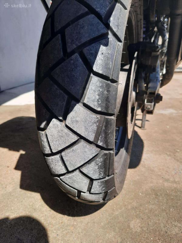 Black Honda XL 2000 in Kaunas, with an engine capacity of 1.00 L and mileage of 100 thousand km for 2250 €, photo 4 on AUTOMOTO.COM.LV