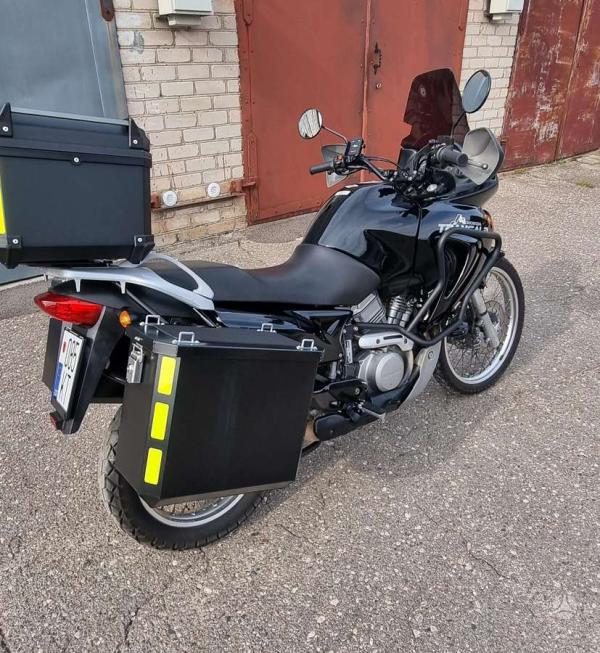 Melns Honda XL 2002 Mažeikiai, ar dzinēja tilpumu 0.65 L un nobraukumu 46 tūkst. km par 3100 €, foto 3 vietnē AUTOMOTO.COM.LV