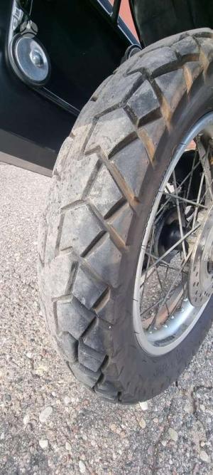 Black Honda XL 2002 in Mazeikiai, with an engine capacity of 0.65 L and mileage of 46 thousand km for 3100 €, photo 12 on AUTOMOTO.COM.LV