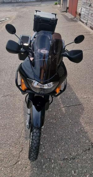 Black Honda XL 2002 in Mazeikiai, with an engine capacity of 0.65 L and mileage of 46 thousand km for 3100 €, photo 15 on AUTOMOTO.COM.LV