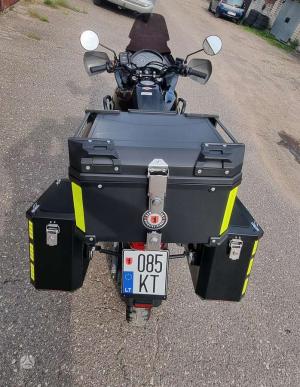 Black Honda XL 2002 in Mazeikiai, with an engine capacity of 0.65 L and mileage of 46 thousand km for 3100 €, photo 17 on AUTOMOTO.COM.LV