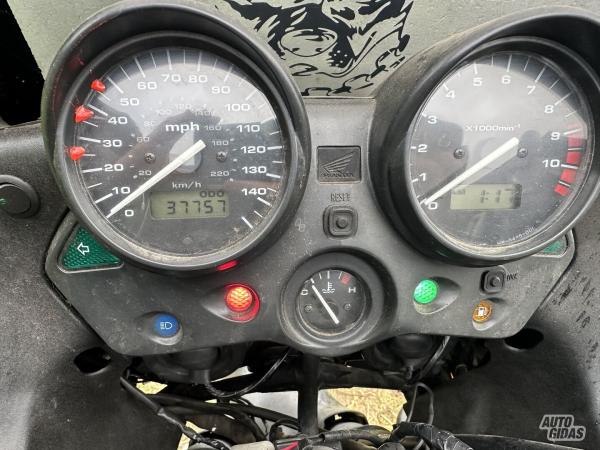 Melns Honda XL 2002 Viļņa, ar dzinēja tilpumu 1.00 L un nobraukumu 61 tūkst. km par 1950 €, foto 3 vietnē AUTOMOTO.COM.LV
