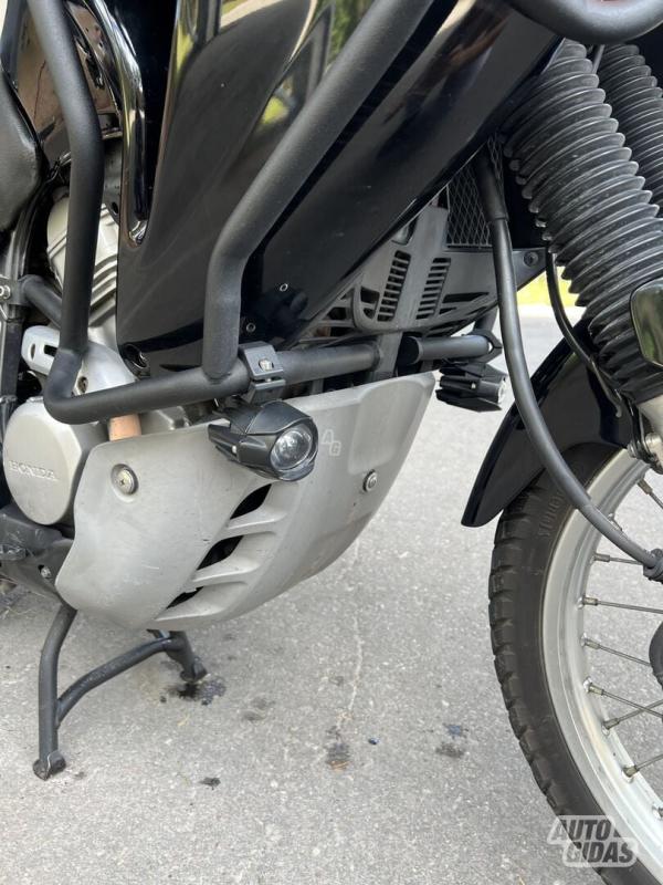 Melns Honda XL 2002 Druskininkai, ar dzinēja tilpumu 0.65 L un nobraukumu 50 tūkst. km par 2999 €, foto 8 vietnē AUTOMOTO.COM.LV