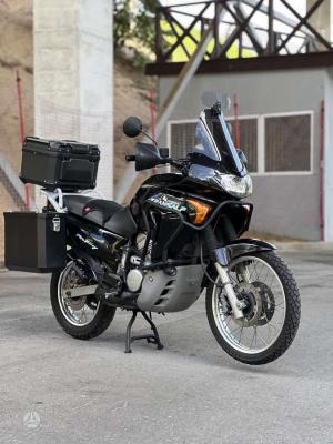 Melns Honda XL 2002 Druskininkai, ar dzinēja tilpumu 0.65 L un nobraukumu 50 tūkst. km par 2850 €, foto  vietnē AUTOMOTO.COM.LV