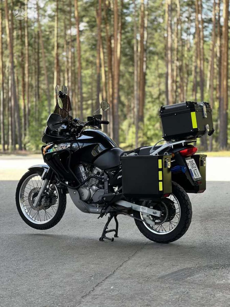 Melns Honda XL 2002 Druskininkai, ar dzinēja tilpumu 0.65 L un nobraukumu 50 tūkst. km par 2850 €, foto 6 vietnē AUTOMOTO.COM.LV