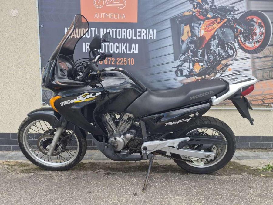 Черный Хонда XL 2003 в Паневежис, объемом двигателя 0.65 л и пробегом 31 тыс. км за 2150 €, фото 5 на AUTOMOTO.COM.LV