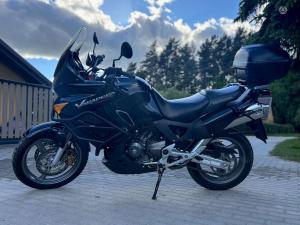 Melns Honda XL 2004 Kauņa, ar dzinēja tilpumu 1.00 L un nobraukumu 42 tūkst. km par 3750 €, foto 5 vietnē AUTOMOTO.COM.LV