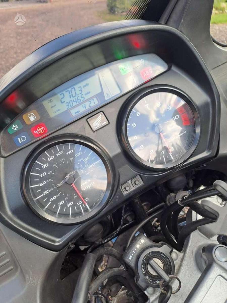 Black Honda XL 2005 in Radviliskis, with an engine capacity of 1.00 L and mileage of 45 thousand km for 3300 €, photo 4 on AUTOMOTO.COM.LV