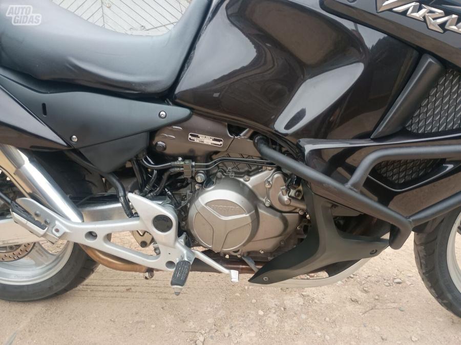 Melns Honda XL 2007 Šilalė, ar dzinēja tilpumu 1.00 L un nobraukumu 60 tūkst. km par 3200 €, foto 18 vietnē AUTOMOTO.COM.LV