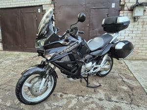 Black Honda XL 2010 in Alytus, with an engine capacity of 1.00 L and mileage of 44 thousand km for 4980 €, photo 3 on AUTOMOTO.COM.LV