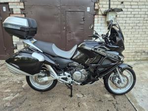 Black Honda XL 2010 in Alytus, with an engine capacity of 1.00 L and mileage of 44 thousand km for 4980 €, photo 6 on AUTOMOTO.COM.LV