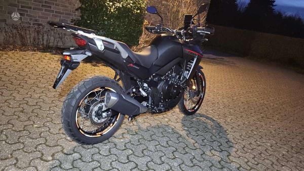 Black Honda XL 2023 in Klaipeda, with an engine capacity of 0.75 L and mileage of 2 thousand km for 8800 €, photo 7 on AUTOMOTO.COM.LV