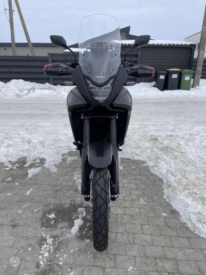 Black Honda XL 2023 in Klaipeda, with an engine capacity of 0.75 L and mileage of 2 thousand km for 8800 €, photo 7 on AUTOMOTO.COM.LV