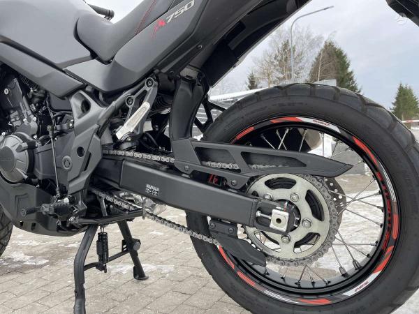 Black Honda XL 2023 in Klaipeda, with an engine capacity of 0.75 L and mileage of 2 thousand km for 8800 €, photo 11 on AUTOMOTO.COM.LV