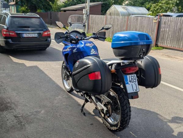 Синий Хонда XL 2001 в Каунас, объемом двигателя 0.65 л и пробегом 85 тыс. км за 2300 €, фото 4 на AUTOMOTO.COM.LV
