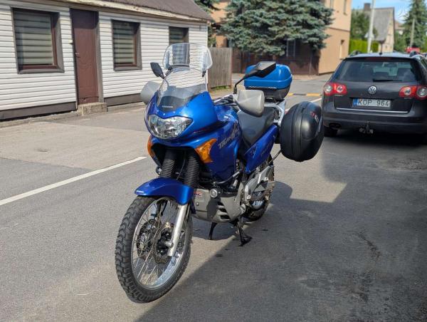 Синий Хонда XL 2001 в Каунас, объемом двигателя 0.65 л и пробегом 85 тыс. км за 2300 €, фото 5 на AUTOMOTO.COM.LV