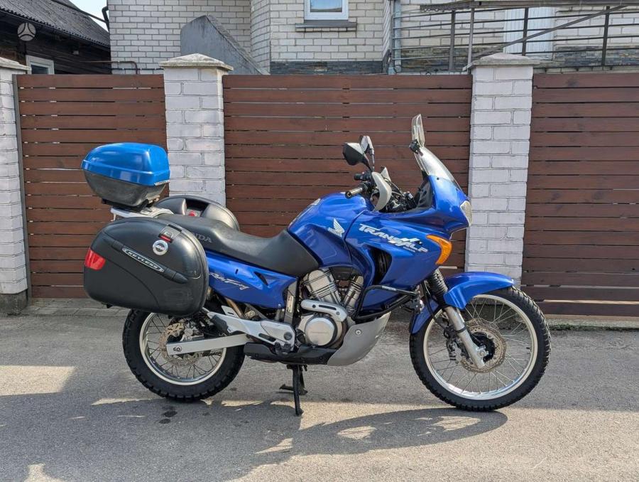 Zils Honda XL 2001 Kauņa, ar dzinēja tilpumu 0.65 L un nobraukumu 85 tūkst. km par 2300 €, foto 3 vietnē AUTOMOTO.COM.LV