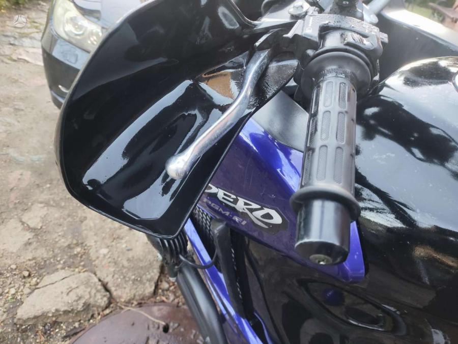 Zils Honda XL 2004 Šauļi, ar dzinēja tilpumu 1.00 L un nobraukumu 20 tūkst. km par 3799 €, foto 16 vietnē AUTOMOTO.COM.LV