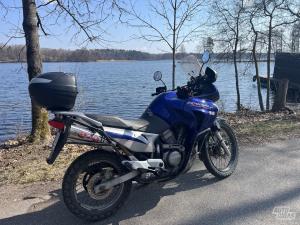 Blue Honda XL 2007 in Panevezys, with an engine capacity of 0.65 L and mileage of 68 thousand km for 3000 €, photo 7 on AUTOMOTO.COM.LV