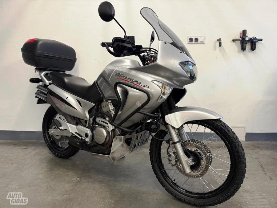 Pelēks Honda XL 2002 Viļņa, ar dzinēja tilpumu 0.65 L un nobraukumu 49 tūkst. km par 3150 €, foto 3 vietnē AUTOMOTO.COM.LV