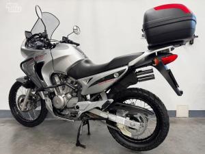 Pelēks Honda XL 2002 Viļņa, ar dzinēja tilpumu 0.65 L un nobraukumu 49 tūkst. km par 3150 €, foto 5 vietnē AUTOMOTO.COM.LV