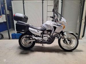 Grey Honda XL 2002 in Kaunas, with an engine capacity of 0.65 L and mileage of 60 thousand km for 2500 €, photo 4 on AUTOMOTO.COM.LV