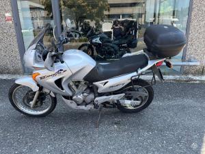 Pelēks Honda XL 2003 Panevēža, ar dzinēja tilpumu 0.65 L un nobraukumu 52 tūkst. km par 2100 €, foto 9 vietnē AUTOMOTO.COM.LV